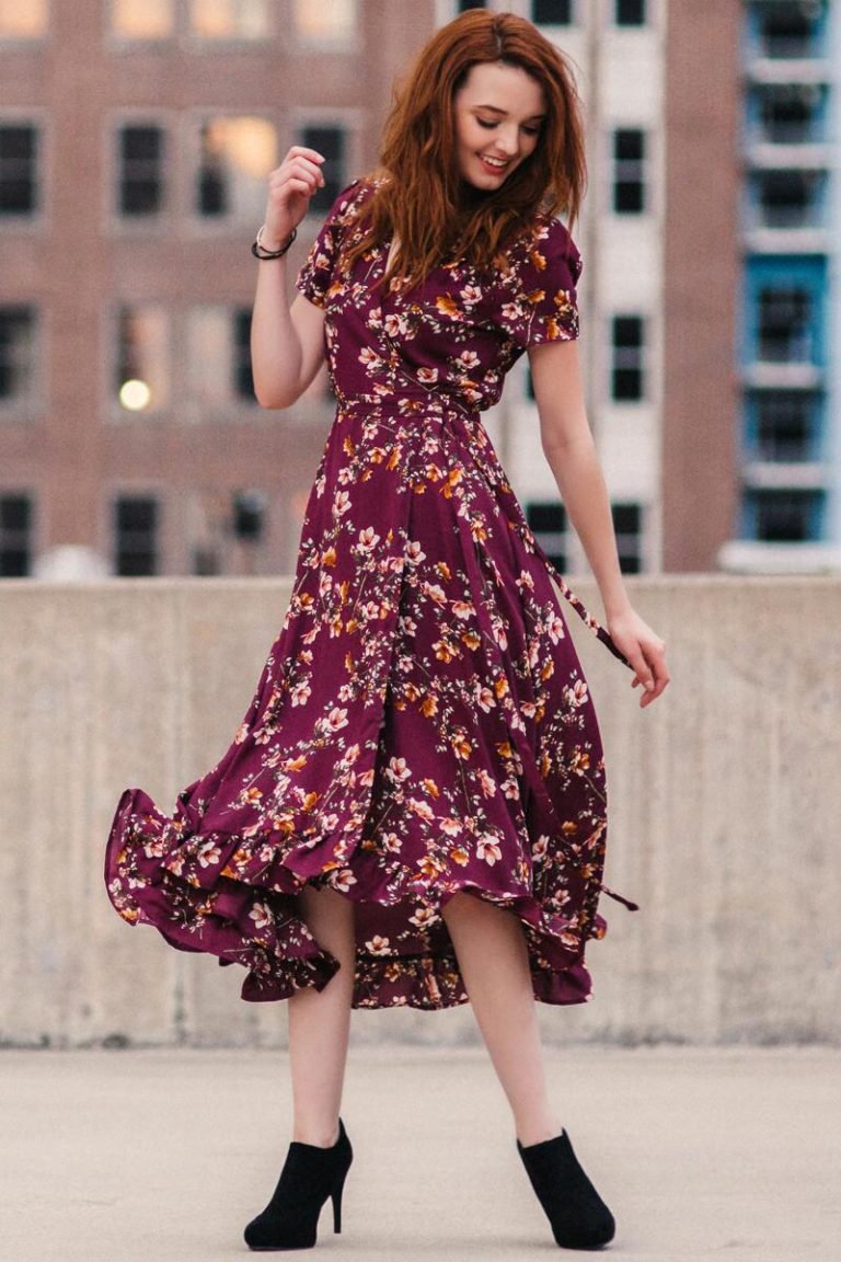 7 Of Our Favorite Wine-Colored Dresses this Fall - Sparrows + Lily