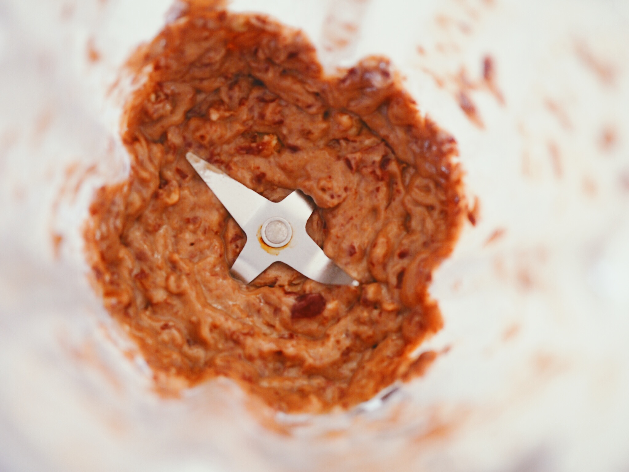 The Perfect Spicy Chili Recipe - Sparrows + Lily