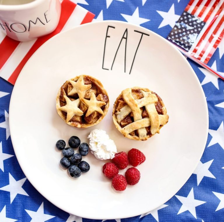 The BEST 4th of July Appetizer and Dessert Recipes